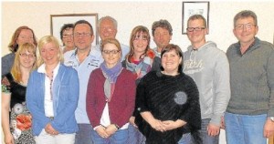 Der neue Vorstand der Ardeck Burgfestspiele stellt sich vor (von links ...